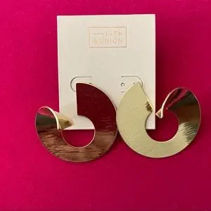14th & Union | Jewelry | 4th Union Earrings Gold Tone New Without Tags ...